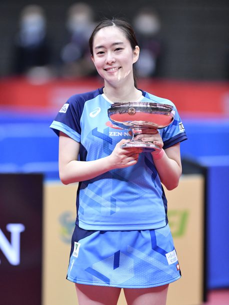 【卓球】「石川史上」最高のインタビュー! 「苦しくてもあきらめないでやろうと試合前に自分に誓った」 – 卓球王国