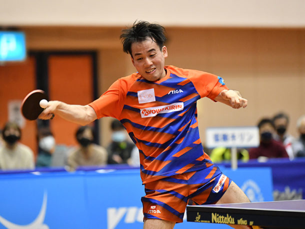 【卓球】【JTTLファイナル4】男子は日鉄物流とシチズン時計、女子はサンリツと中国電力が明日の最終決戦へ – 卓球王国